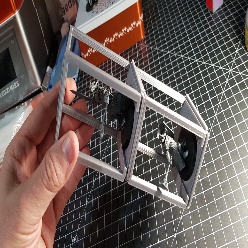 Free 3D file Miniatures frame - Cadre figurines 🖼️・3D printing template ...