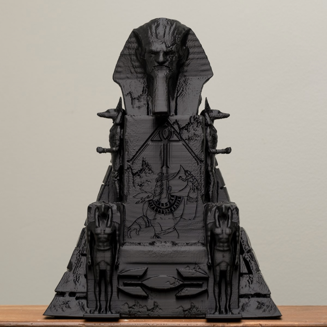 STL file Apocalypse Throne・3D printer design to download・Cults