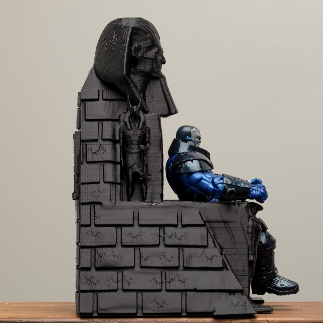 STL file Apocalypse Throne・3D printer design to download・Cults