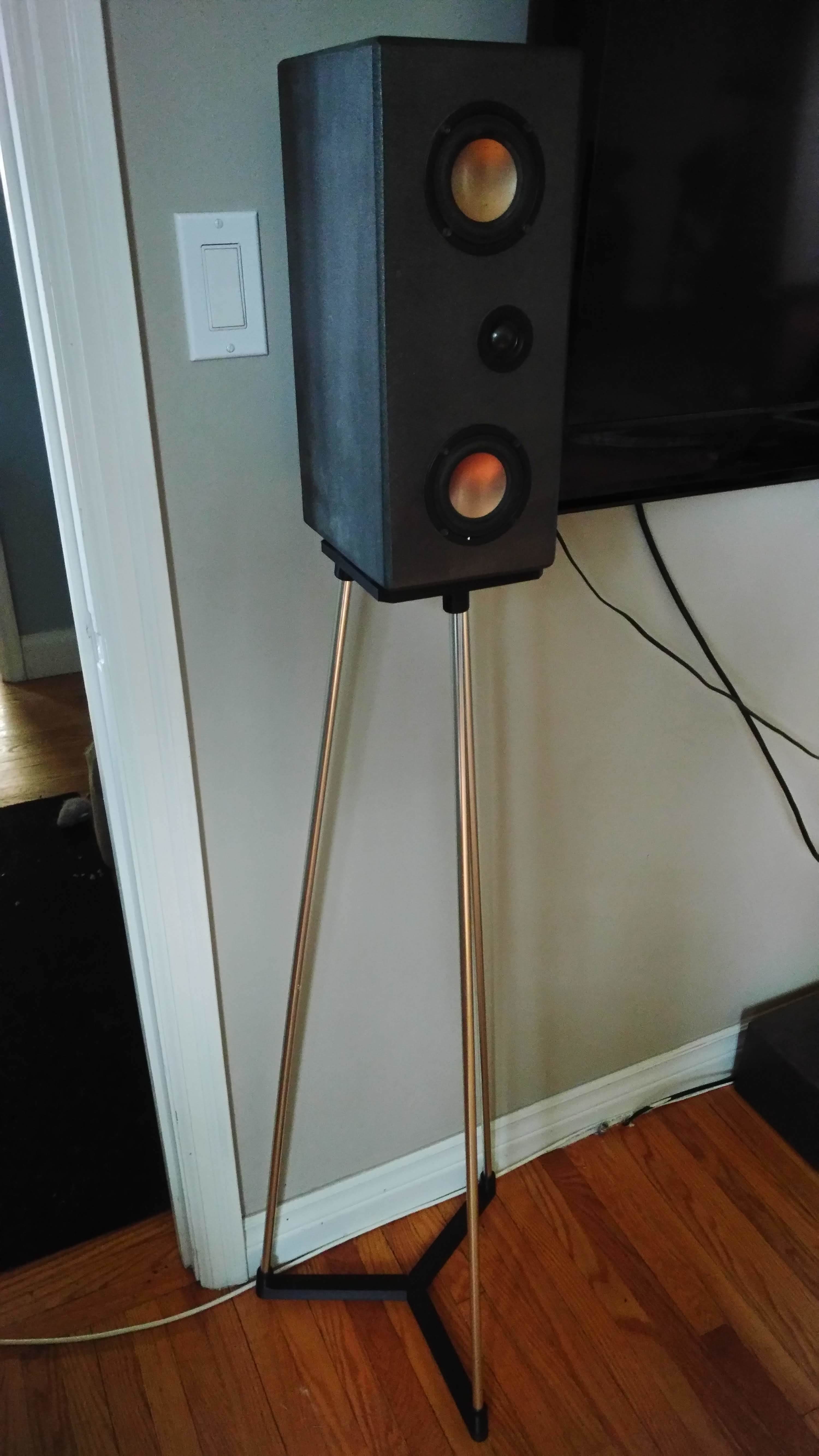 Free STL file Minimalist speaker stand・3D print design to download・Cults