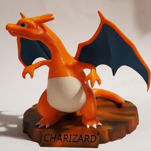 3D printed Charizard Statue with Stand • made with Ender 3 Pro・Cults