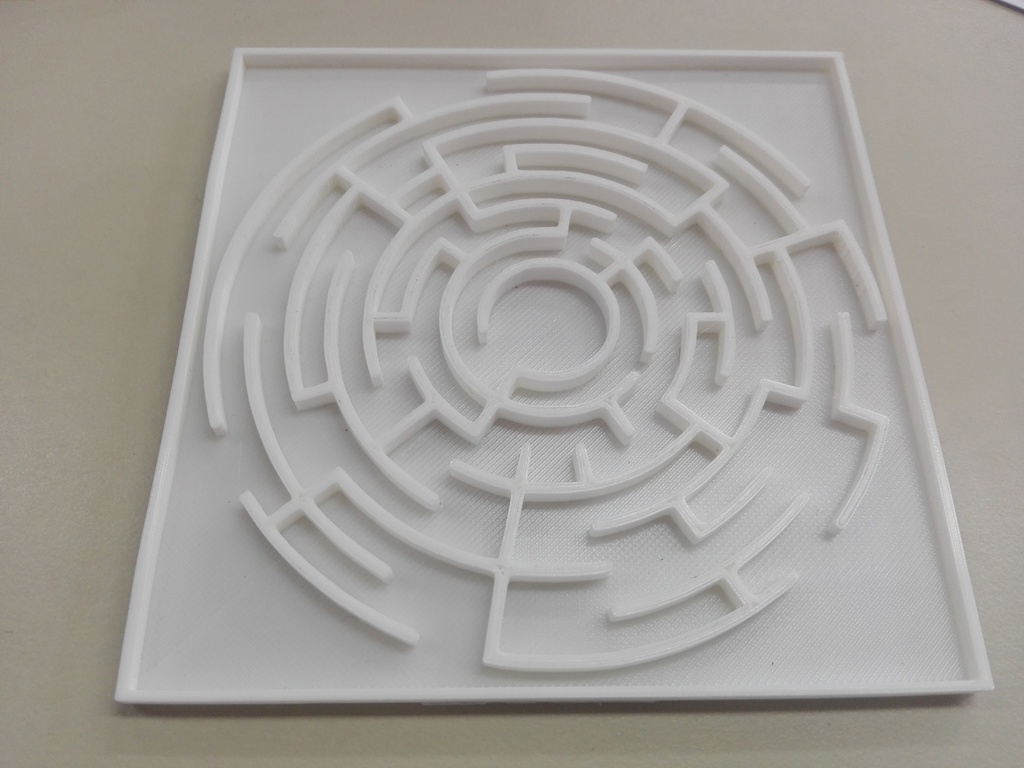 Archivo 3D gratis laberinto circular - labyrinth・Modelo para descargar ...