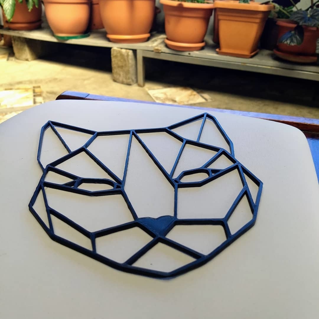 3D printable Geometric Cat 2D • made with Ender 3 Pro・Cults