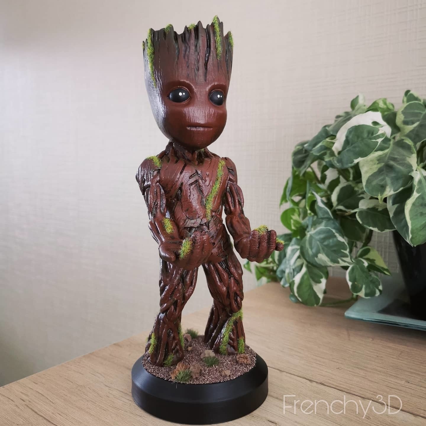 3D printing GROOT Joystick and Cell Phone Support • made with Sovol ...