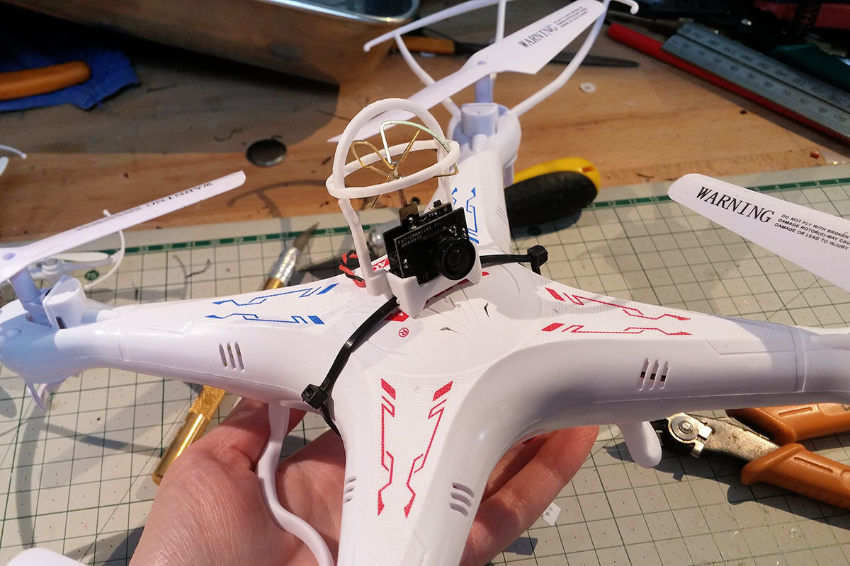 Free STL file The Whoopinator- FPV Quad Camera Mount・3D printable ...