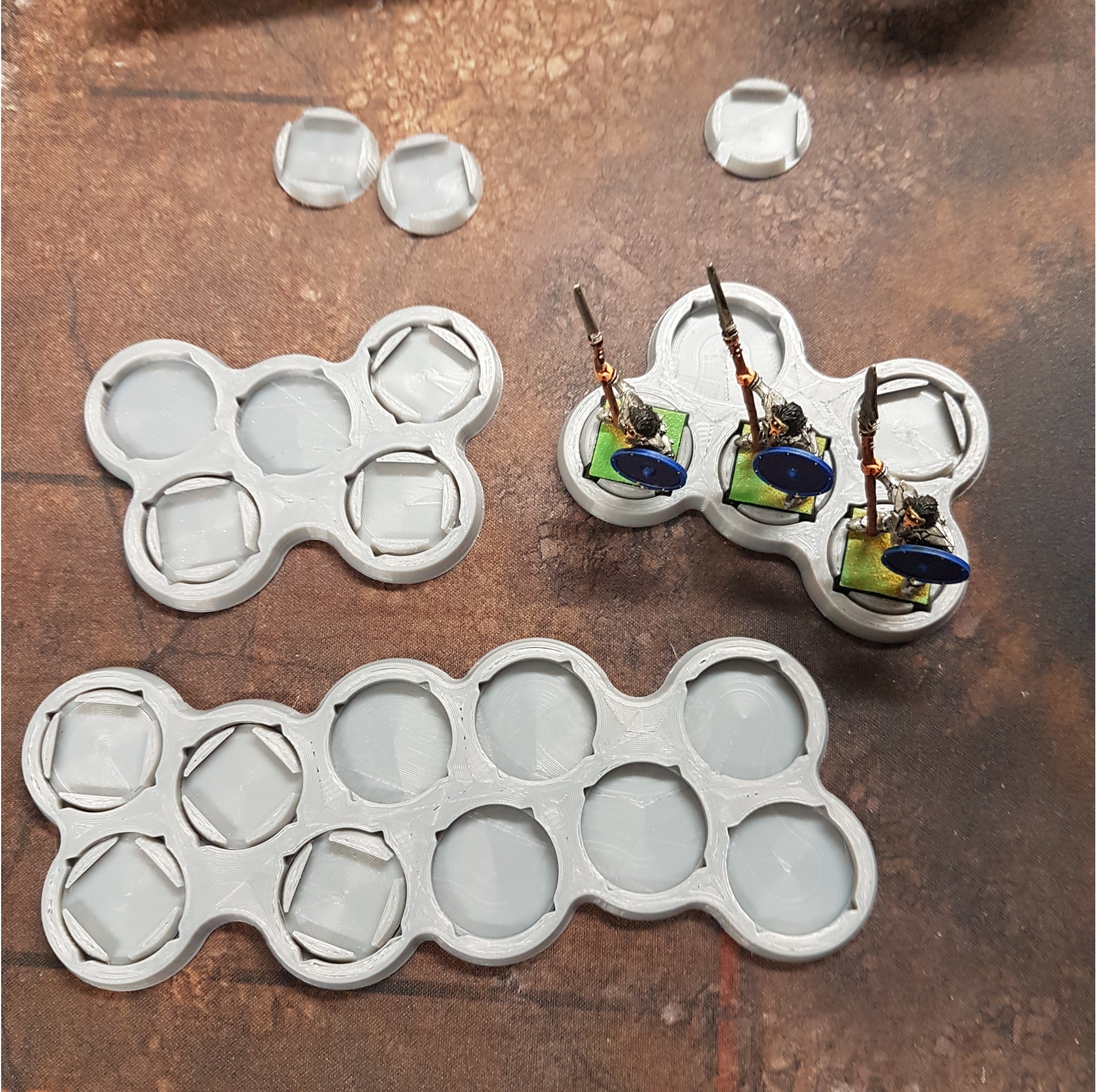 Free STL file 20mm Square to 25mm Round Base Movement Trays・Template to ...