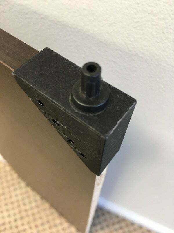 Free STL file Cabinet door corner bracket・3D print object to download・Cults