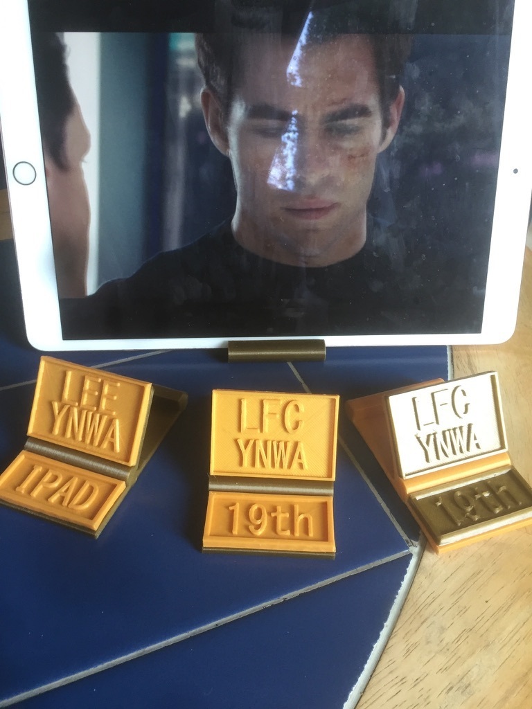 STL file LFC Liverpool iPad / iPhone Stand・Model to download and 3D ...