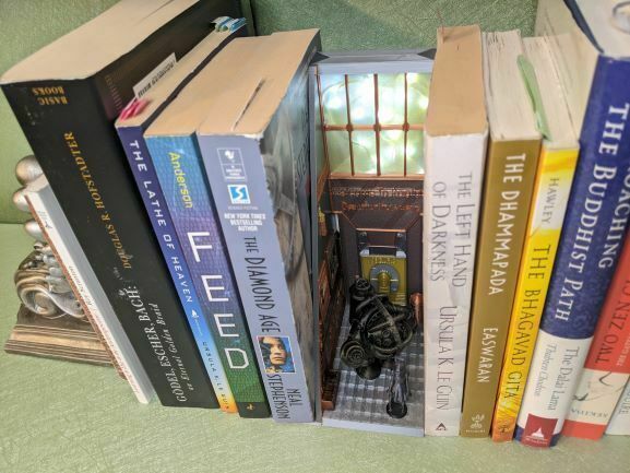 Free STL file Bioshock Bookshelf Bookend Insert・3D printable model to ...