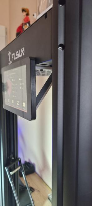 Free STL file Raspberry pi display (official) - 7 touchscreen Support ...