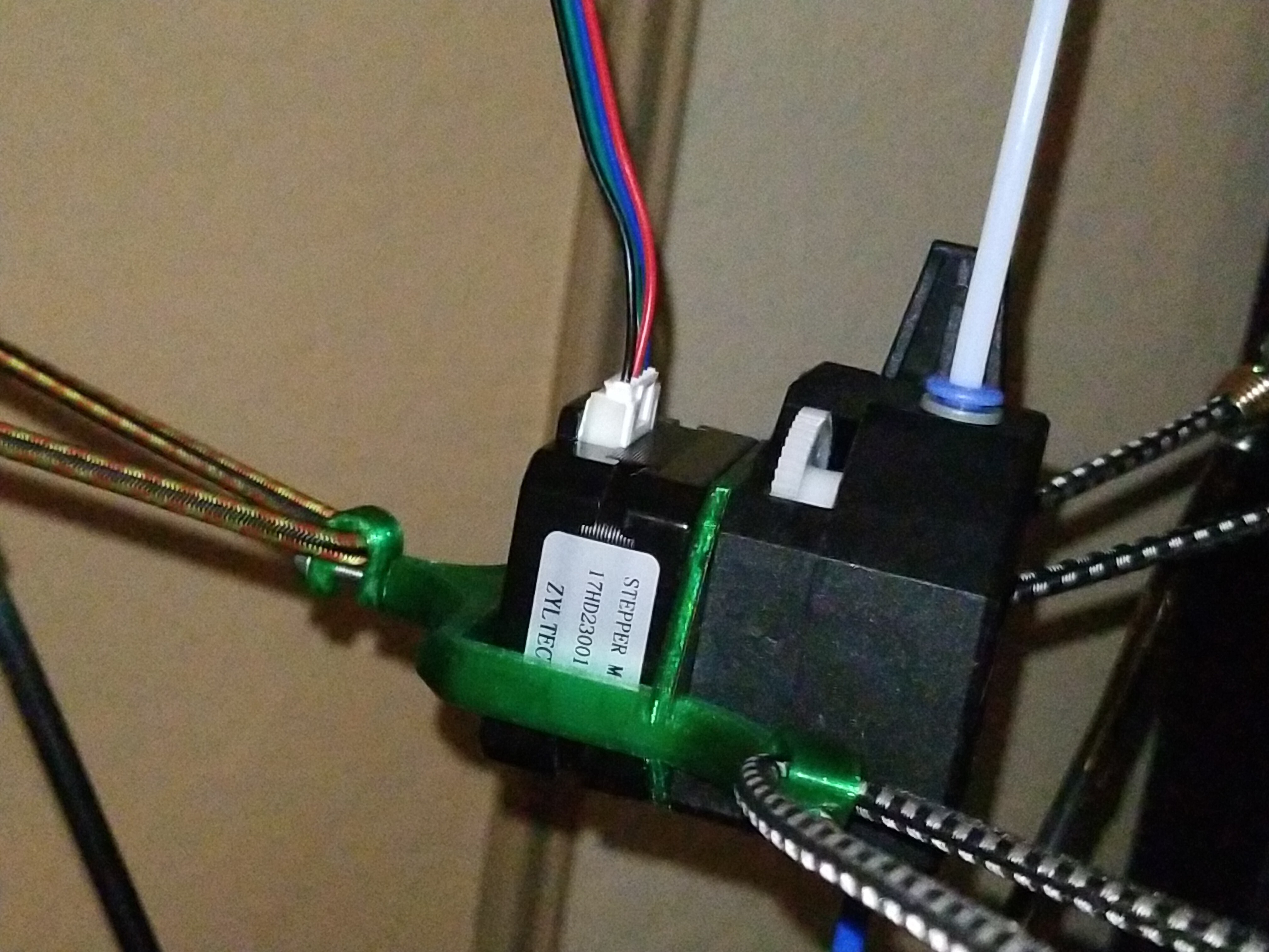 Free STL file Flying Extruder for Kossel w/23mm NEMA17・3D printing ...