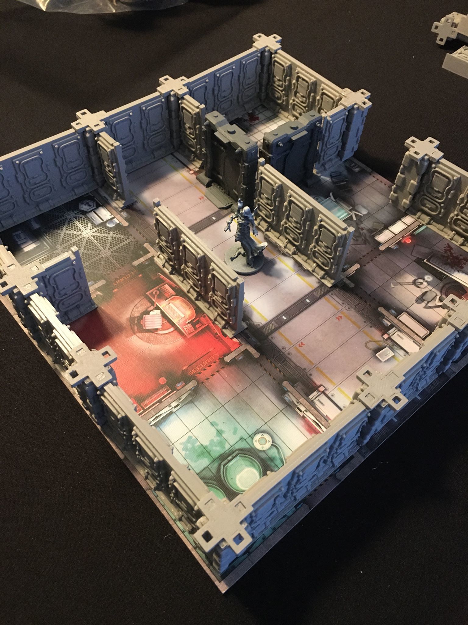 STL file Tabletop Interlocking SciFi Walls and Corners・3D print model ...