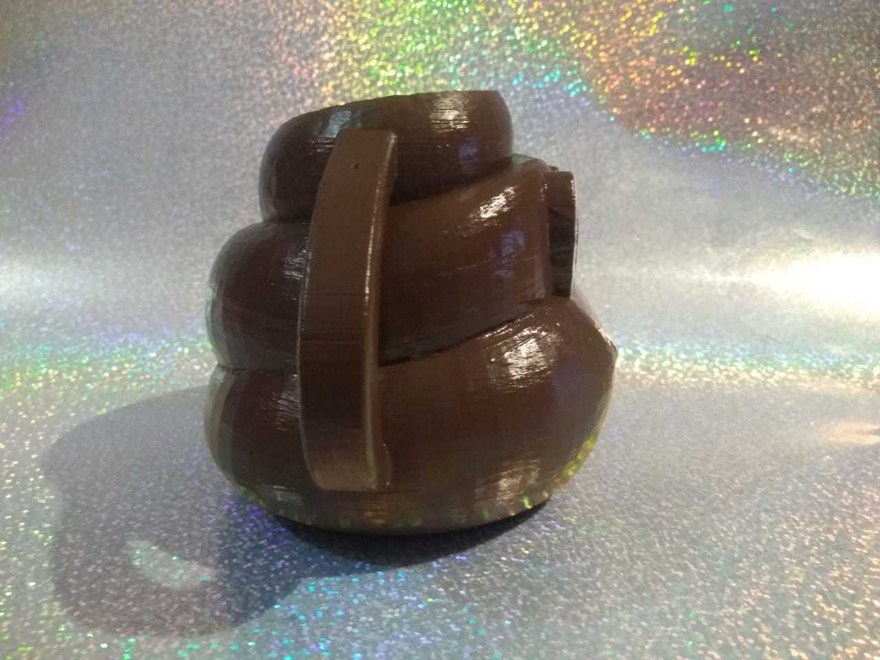 Fichier STL gratuit POOP CUP・Plan imprimable en 3D à télécharger・Cults