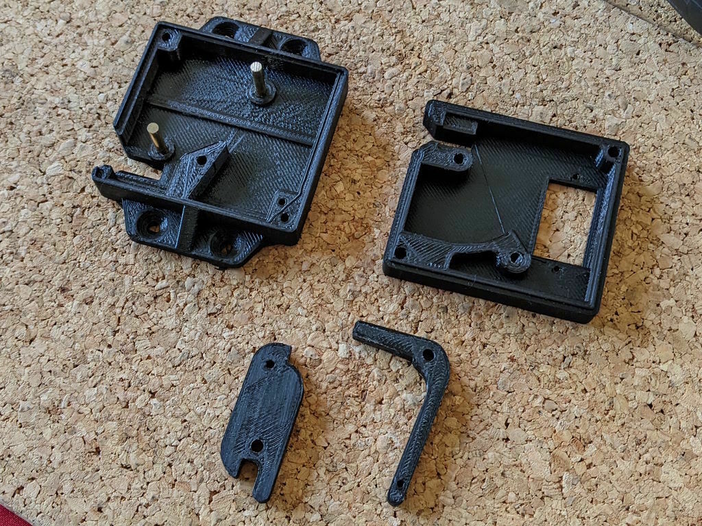 Free 3D file Latching Lock for Micro Servo SG90 9G・3D print design to ...