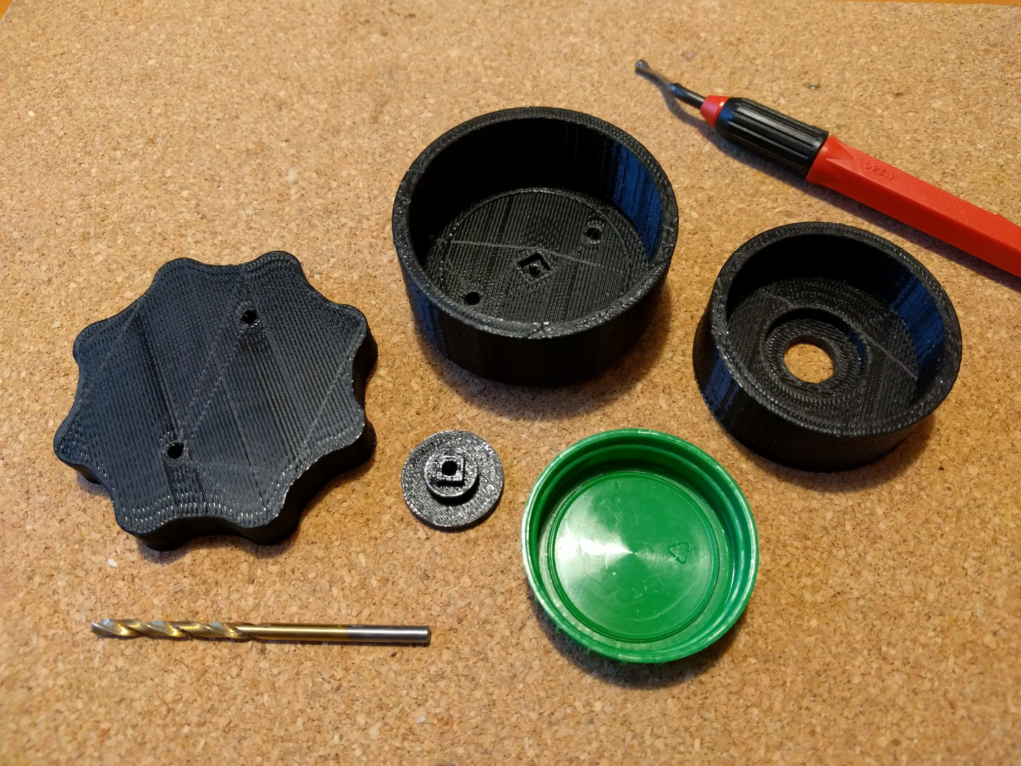 Free STL file Milk Bottle Locking Cap "Milkey"・3D printer design to ...