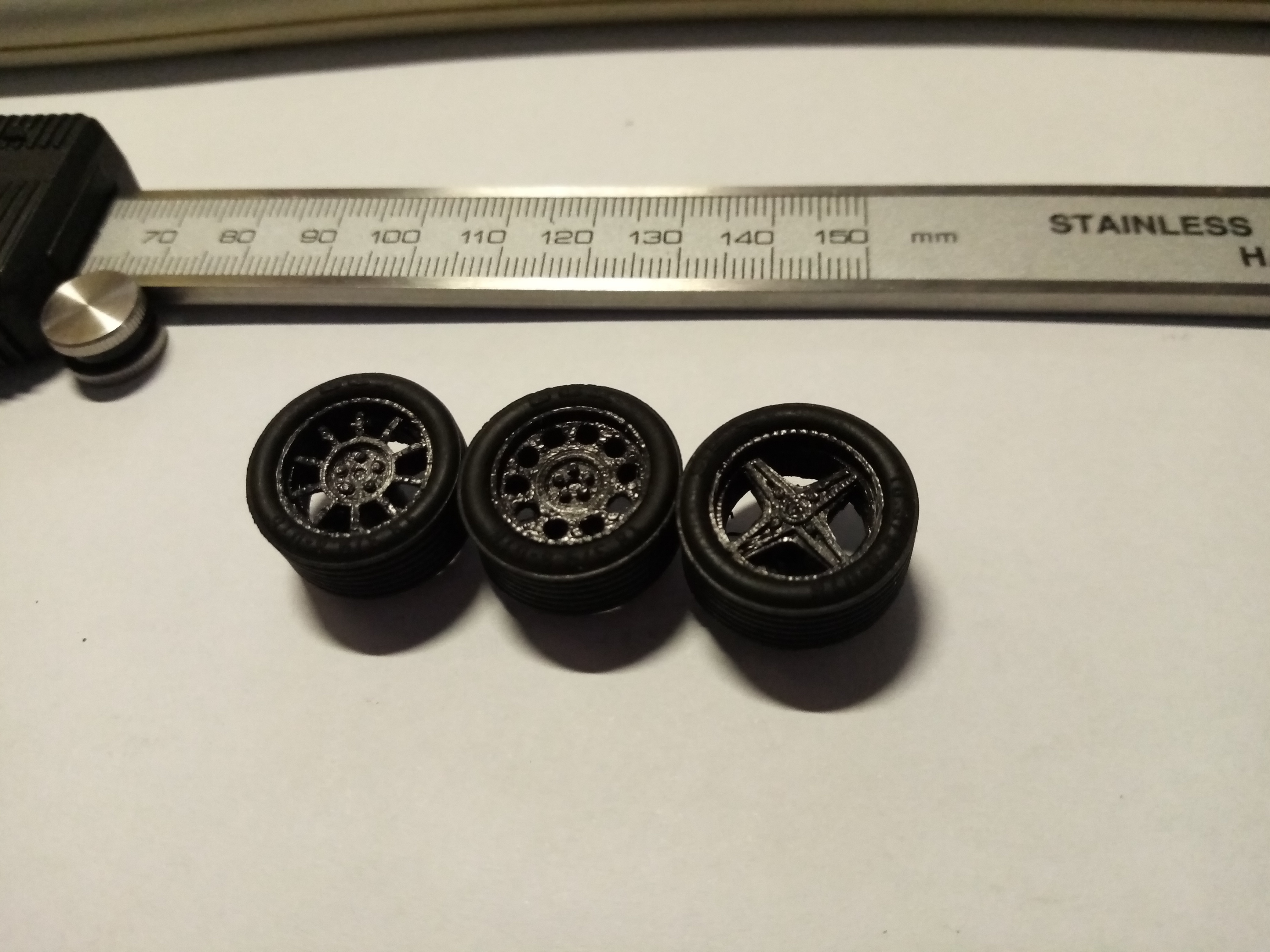 Free STL file Scalextric - Slot Car Tire・Model to download and 3D print ...