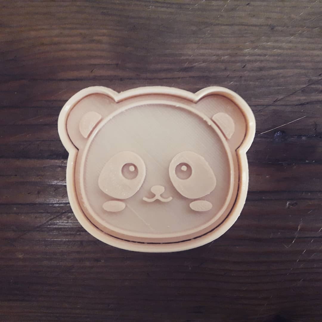 Free STL file Panda cookie cutter・3D printable model to download・Cults