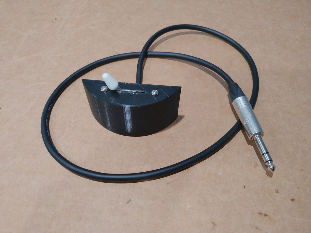 Free 3D file Half Moon switch for Nord Keyboards 🌙・3D printer design to ...