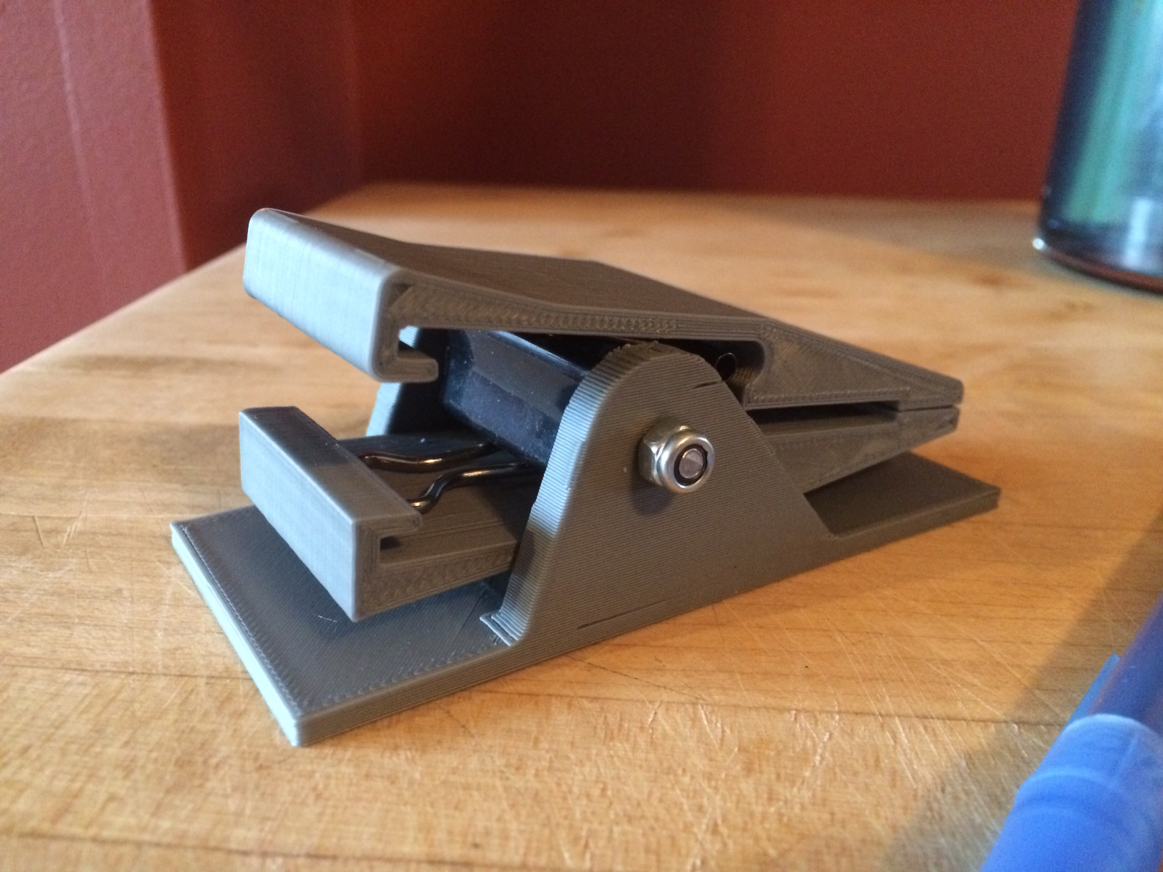 Free STL file Big Clip with Mount・3D printer design to download・Cults