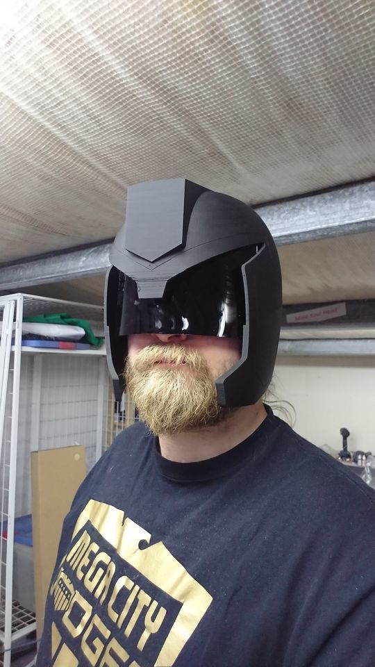 STL file Judge Dredd Helmet 1995・3D printer design to download・Cults