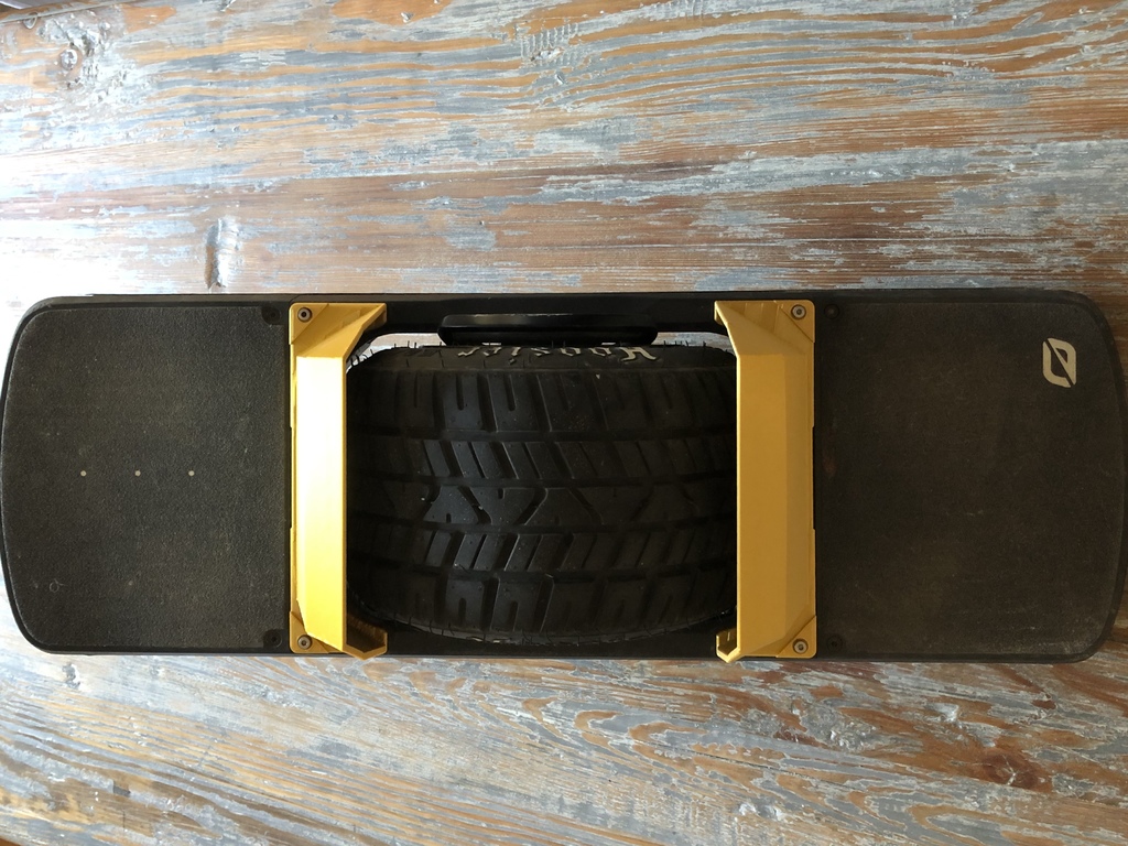 Free 3D file Onewheel pint fender cyberfender inspired by the Tesla ...