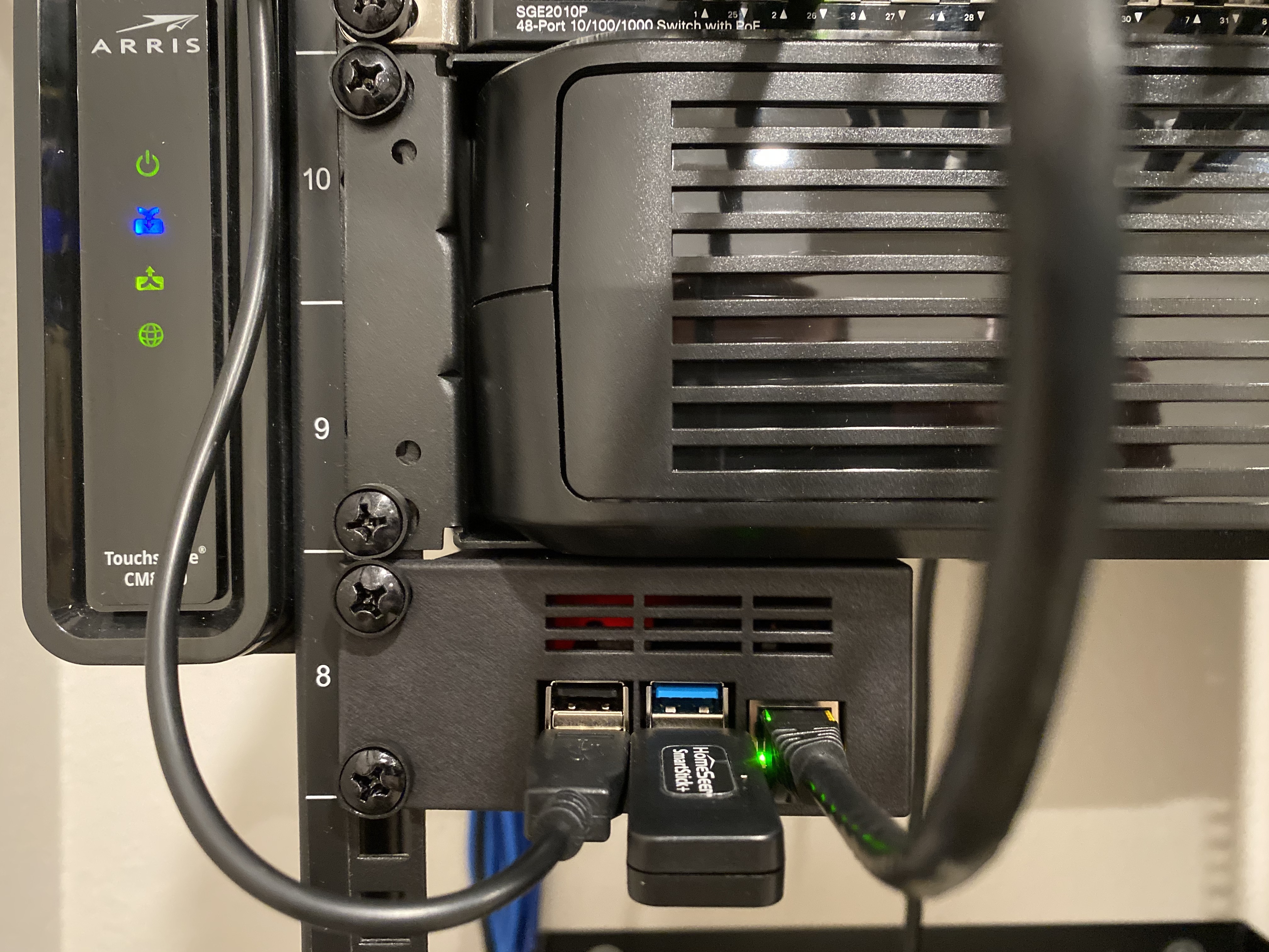 Download STL file Raspberry Pi 4 1U Rack Mount • 3D printer model ・ Cults