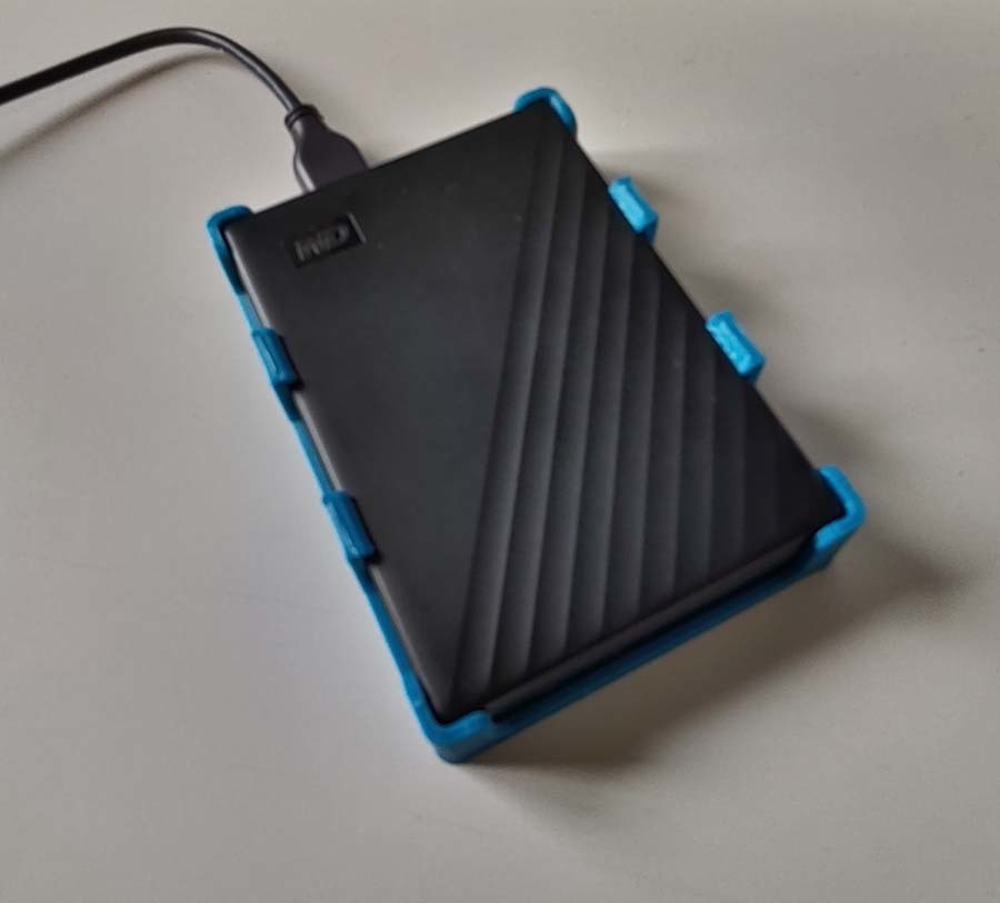 Free 3D file USB SSD Drive Mount - Western Digital・3D printer design to ...