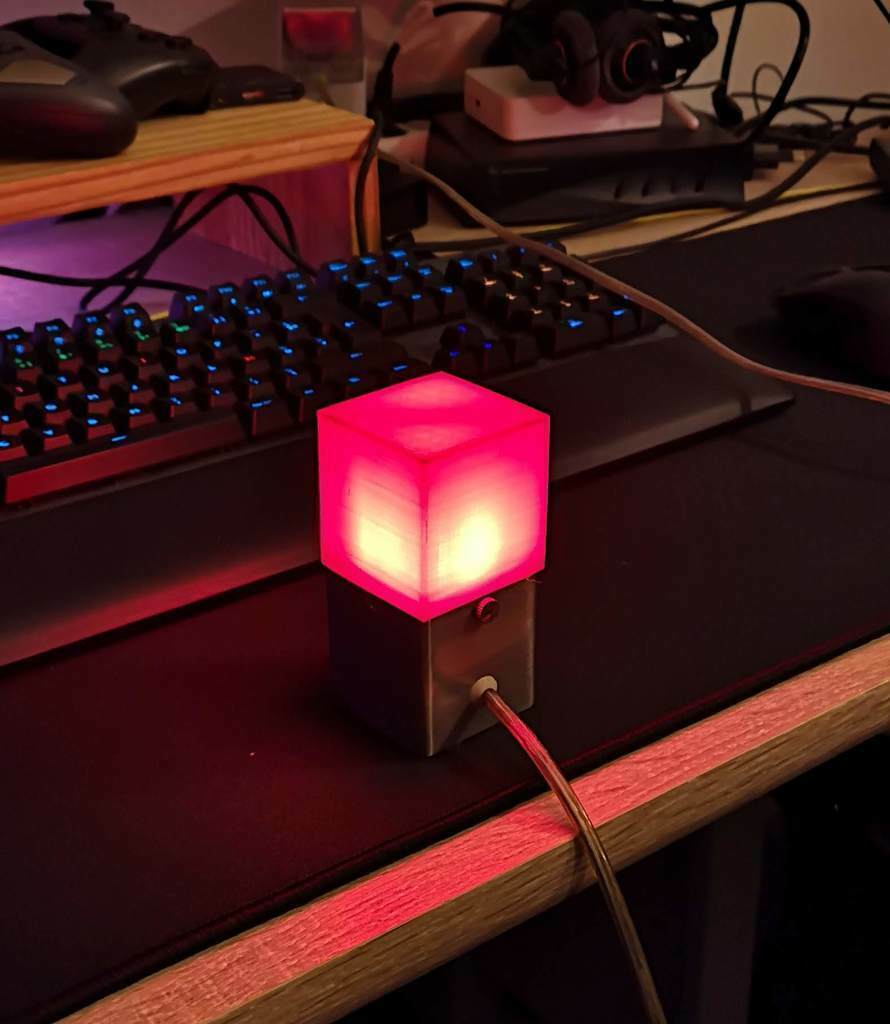 Free STL file Square lamp・3D printer model to download・Cults