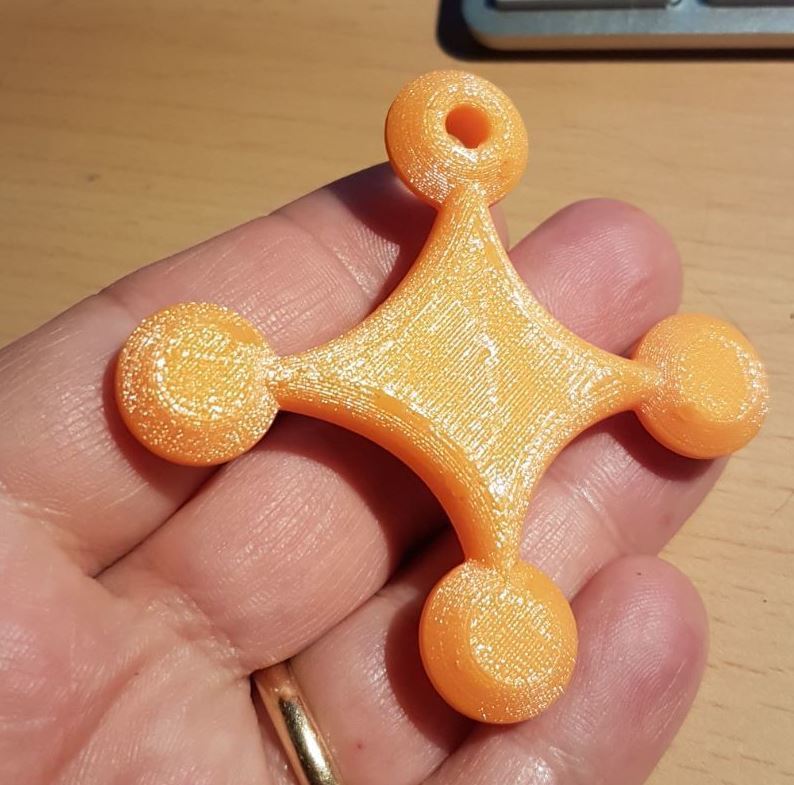 Free STL file Flexible Drone keychain 🗝️・3D printer model to download・Cults