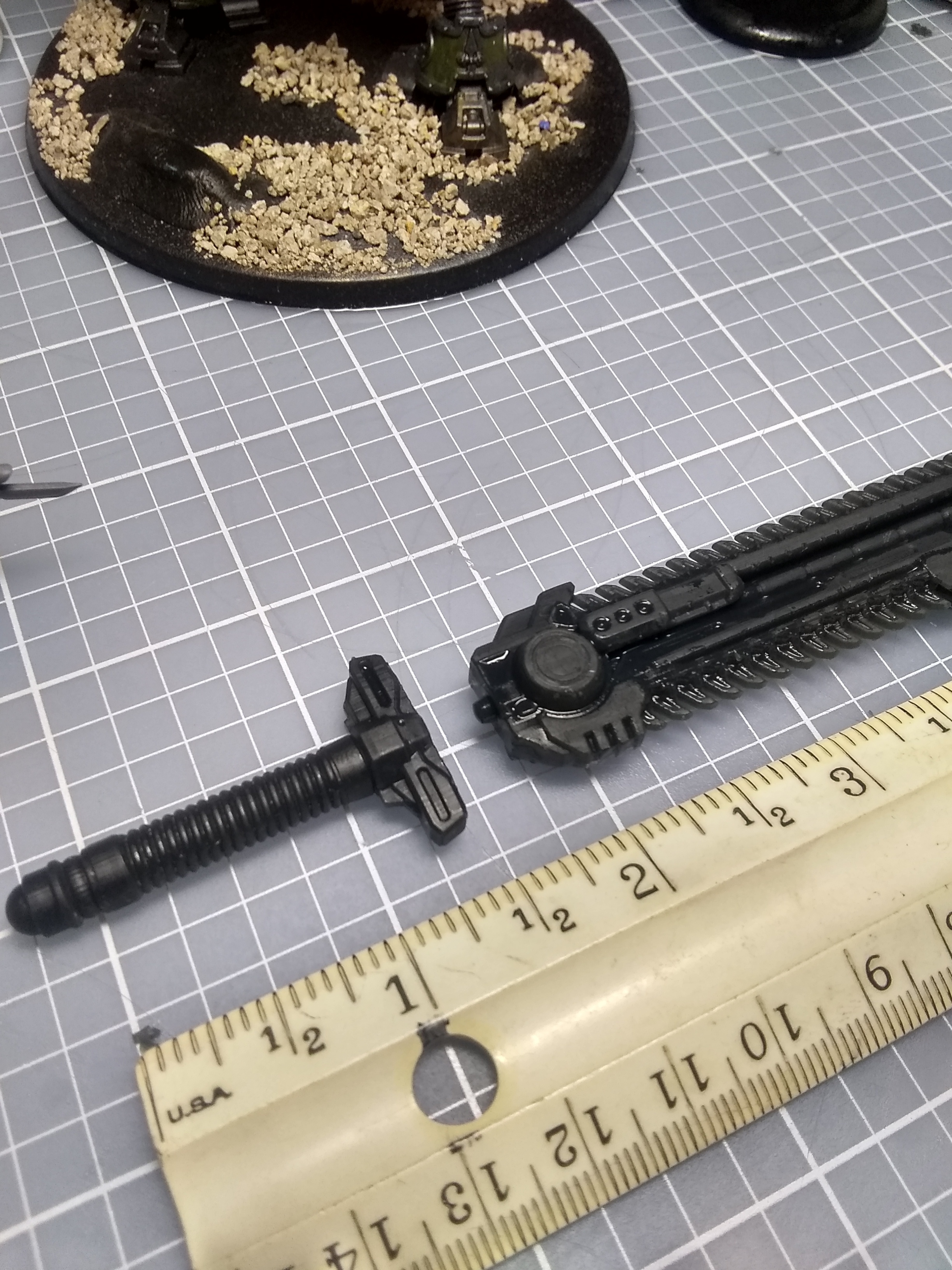 Free STL file 28mm Mech Chainsword (5.4 inches/137mm Long) 🎲・3D ...