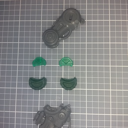 Download free 3D printer files Dominus Knight Knee Extender And Shield ...