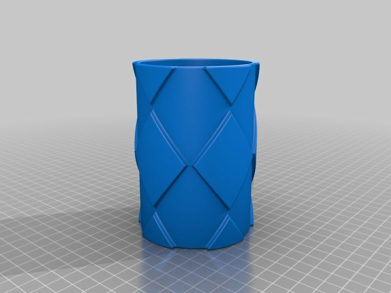 Free STL file Spiral thingy/vase/pen holder ANOTHER・3D printing idea to ...