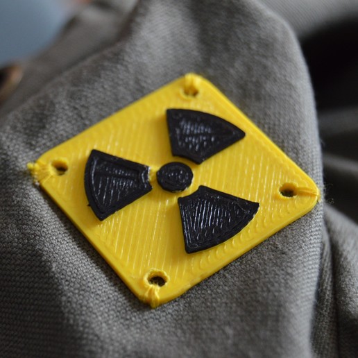 Download free 3D printer designs Simple radiation symbol plate ・ Cults