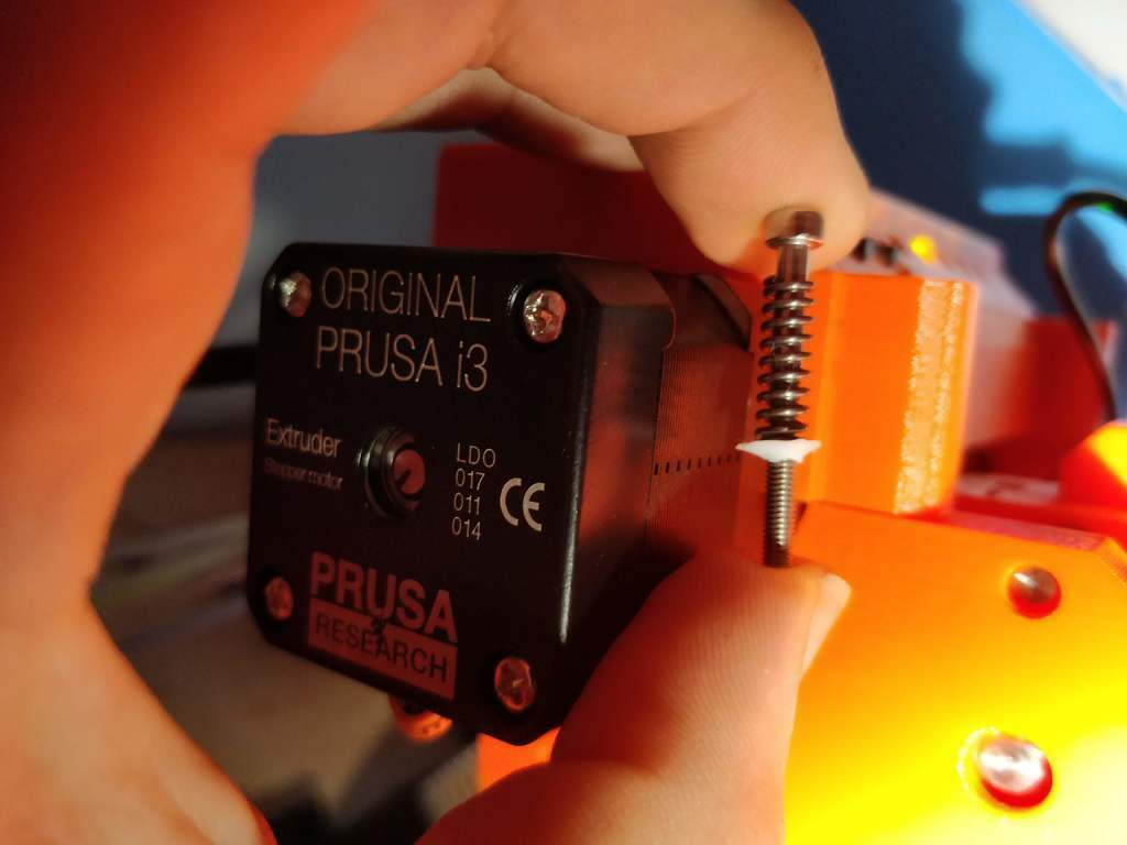 Free 3D file Spring & Bolt retainer MMU・3D printer model to download・Cults