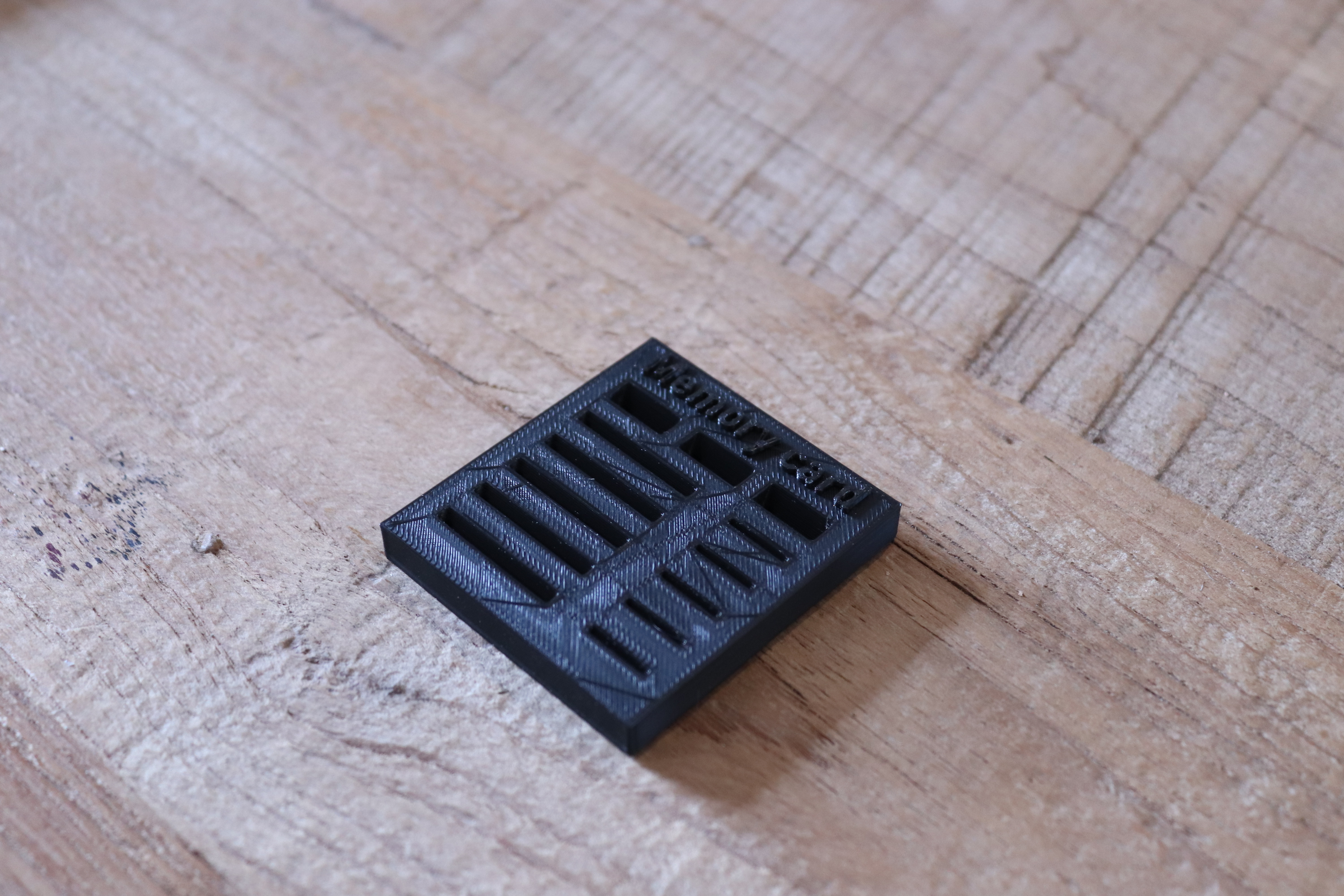 Free STL file Memory card / Flash drive holder・3D print model to ...