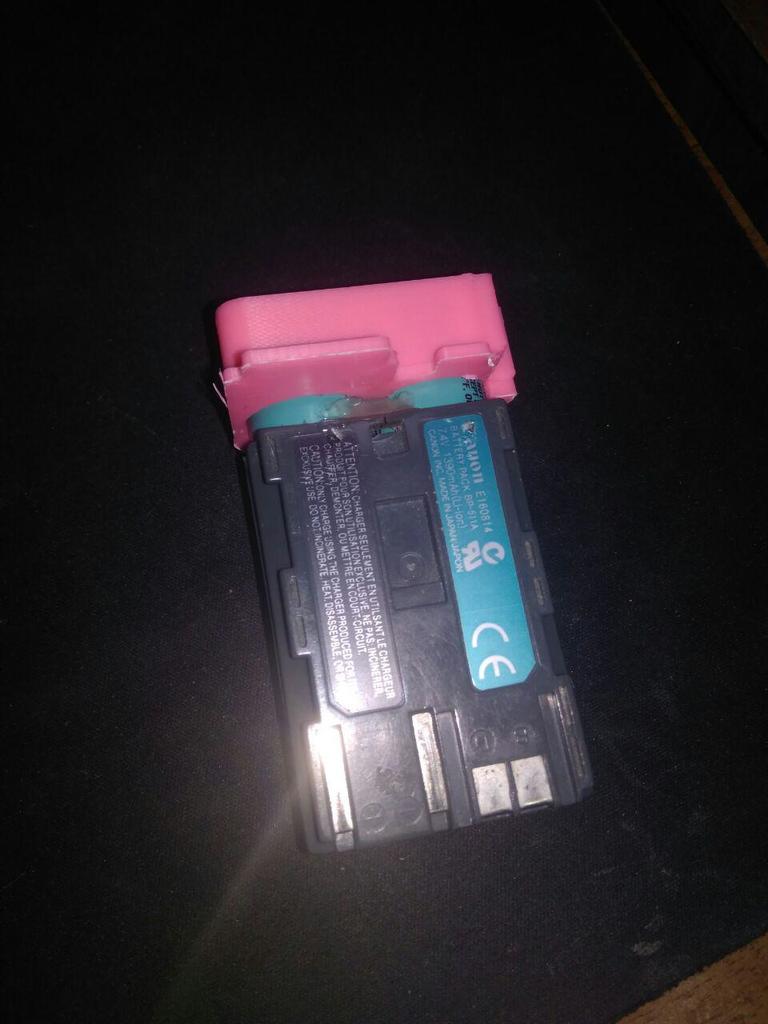 Free 3D file Canon BP-511 to 18650 📷・3D print model to download・Cults