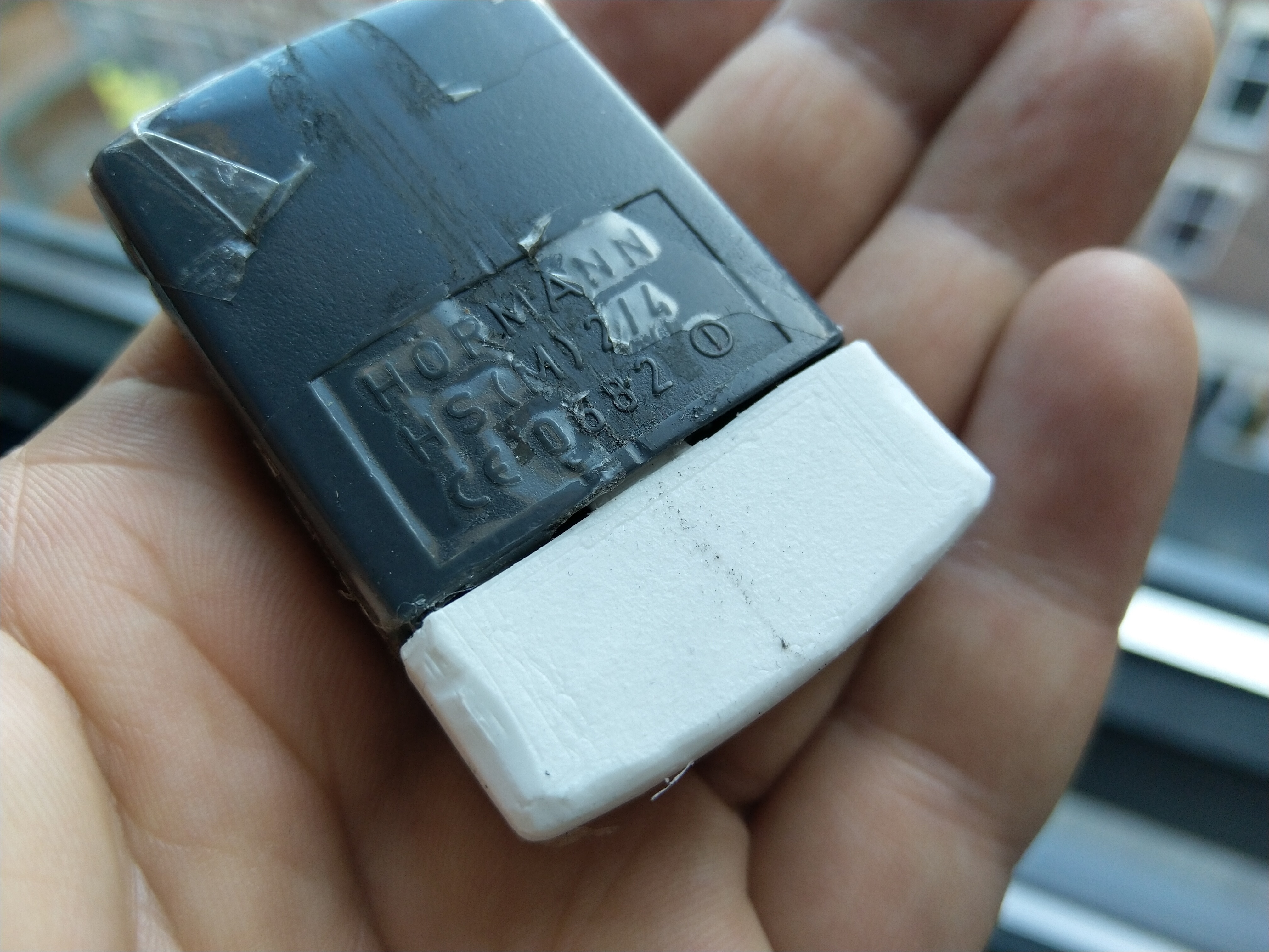 Free STL file Hormann Remote Battery cover ('meh' version) 🔋・3D ...