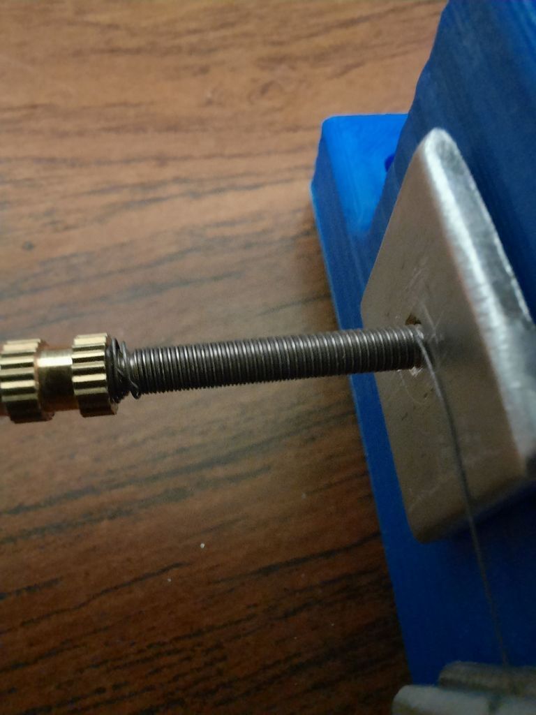 Free STL file Small Spring Maker・Object to download and to 3D print・Cults