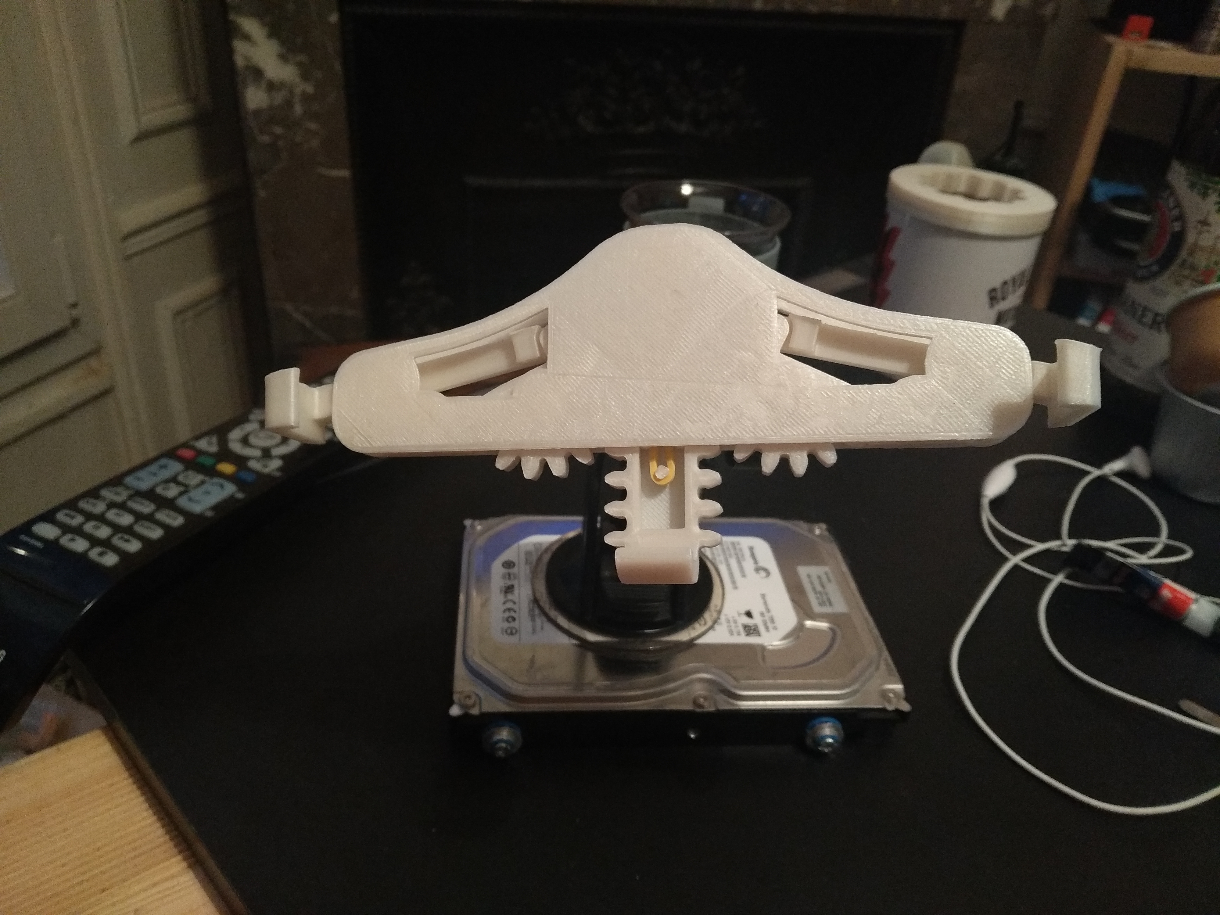 3D printer Mechanical Quick Grab/Release Phone Stand • made with Dagoma ...