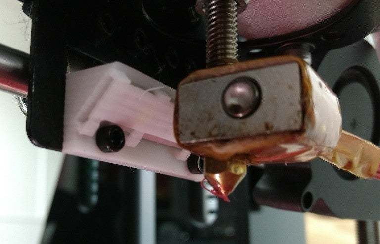 Free STL file LED holder for Geeetech I3 Pro B・3D printable design to ...