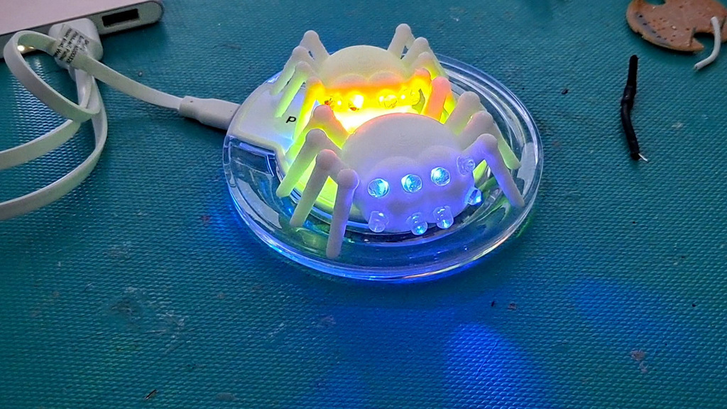 Free STL file Wireless LED Spider Mk 2 🕷️・3D print design to download・Cults