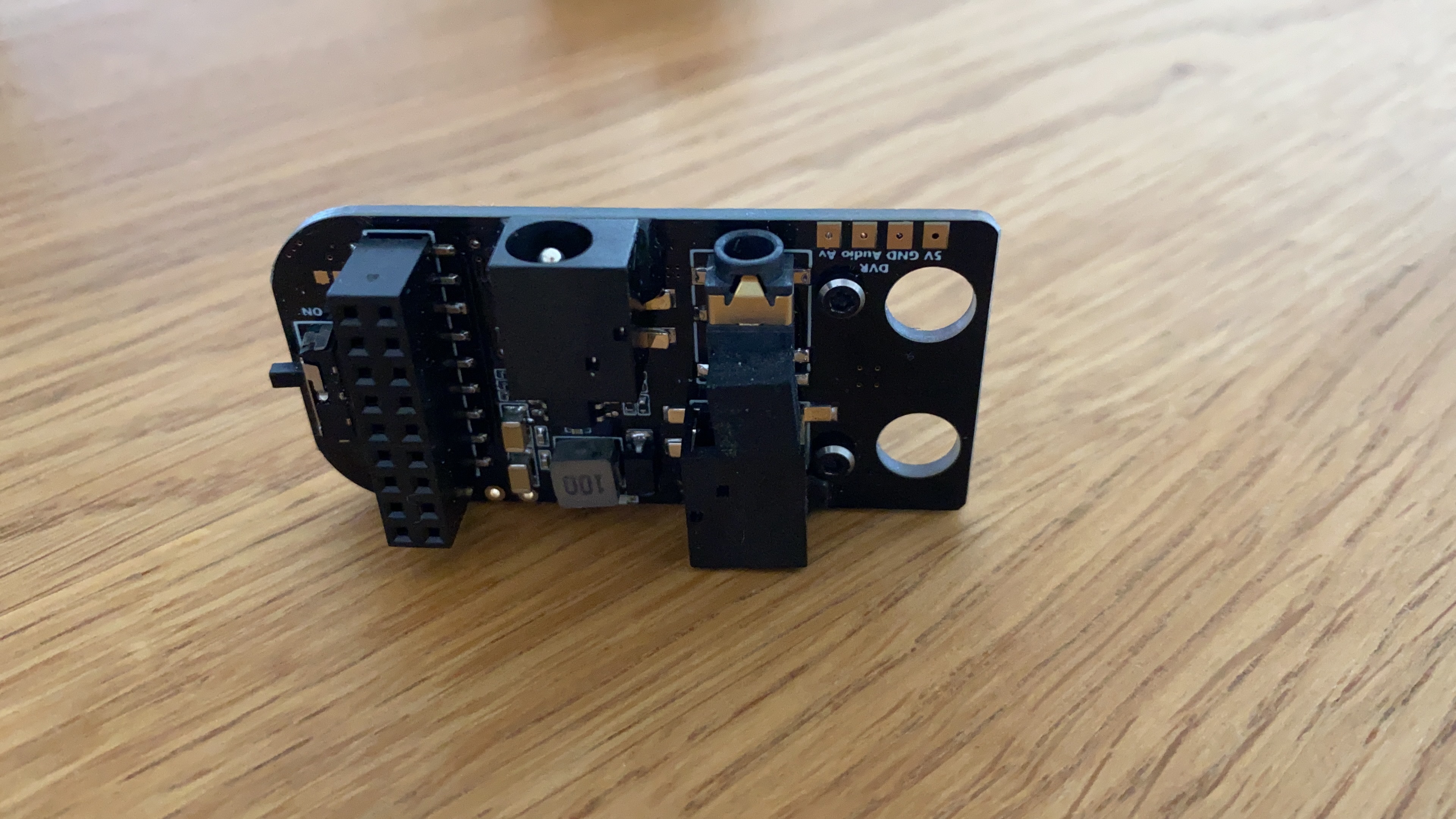 STL file DJI Digital FPV Goggles RapidFire Analog Module Adapter V2 🥽 ...