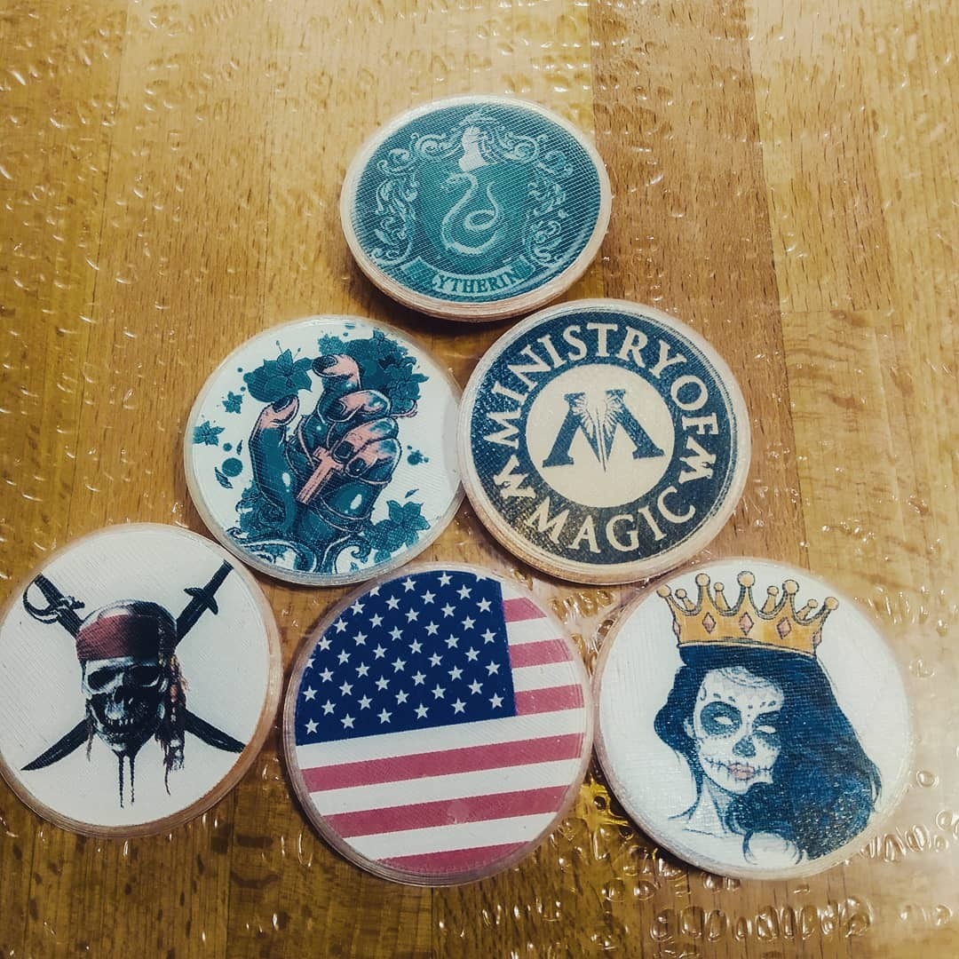 STL file Round badge with a color image. 📛・3D printing template to ...