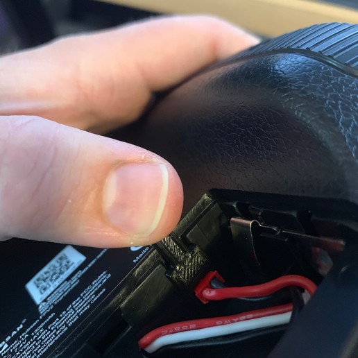 Download free 3D model Hubsan tx battery removal tool ・ Cults