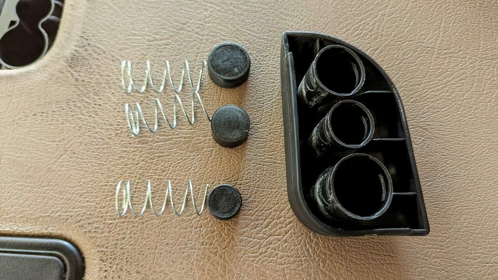 Free 3D file Ford Coin Holder Plugs 🚙・3D printing model to download・Cults