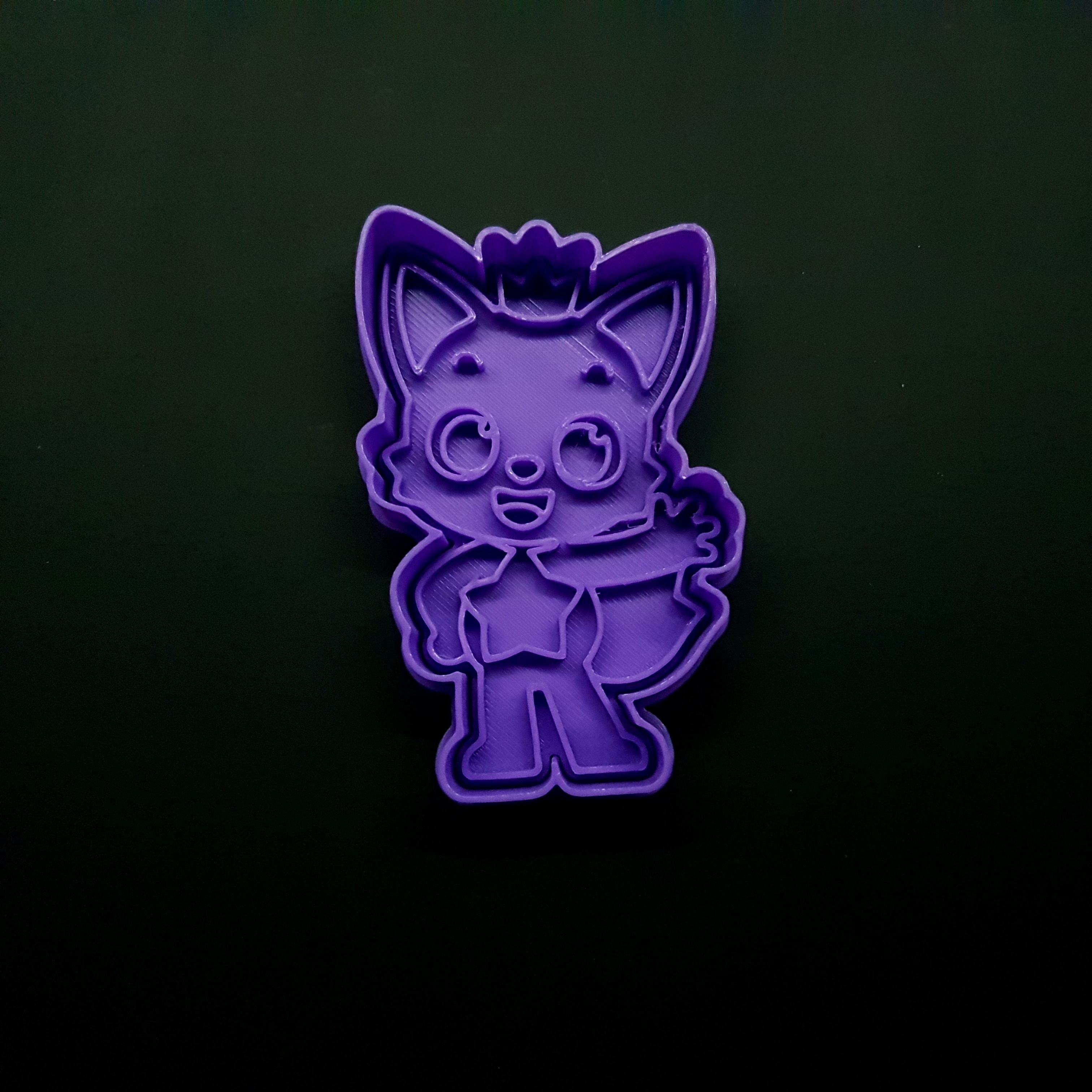 STL file Pink Fong Fox Cookie Cutter 🦊・3D printing design to download・Cults