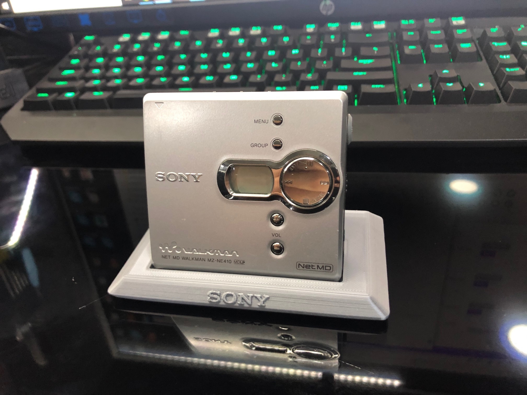 Download STL file Minidisc Stand • Template to 3D print ・ Cults