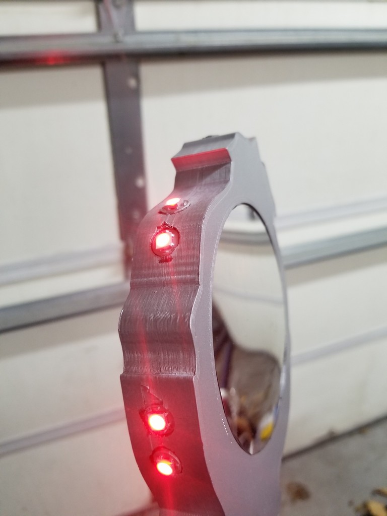 Free 3D file Magic Mirror - Belle Halloween Prop 🪄・3D printing idea to ...