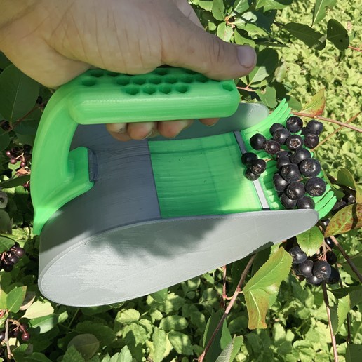 Download STL file Berry picker, berry comb, berry harvester, handheld ...
