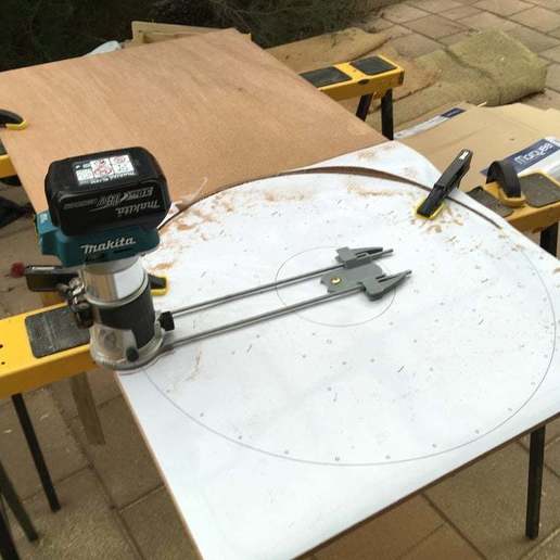 Download 3D print files Router circle jig (print in place, 30mm ...